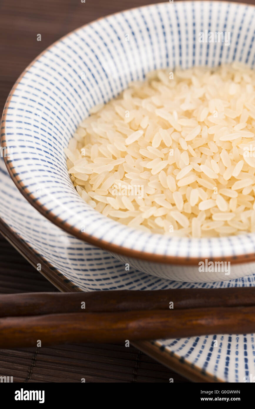 bowl of parboiled risotto rice Stock Photo - Alamy