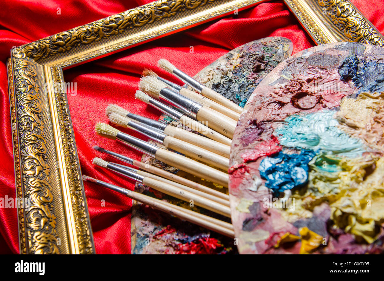 Artist palette in art concept Stock Photo - Alamy