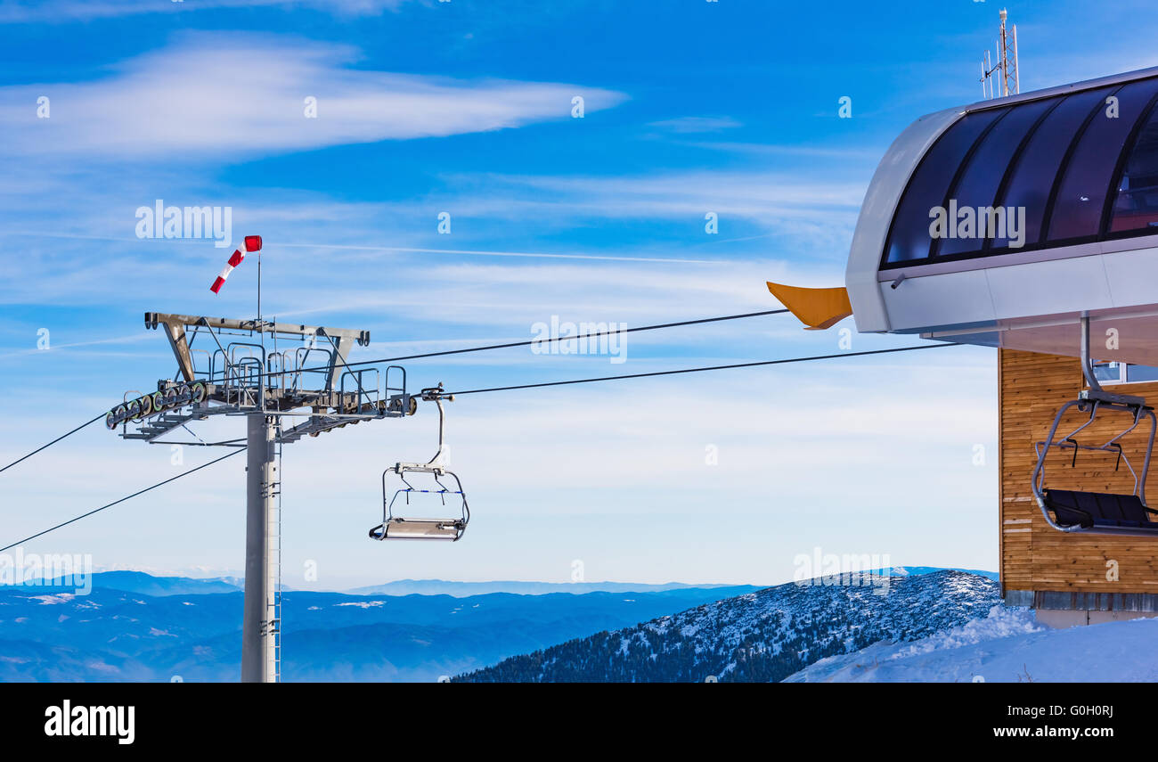 chair lift for skiing Stock Photo - Alamy