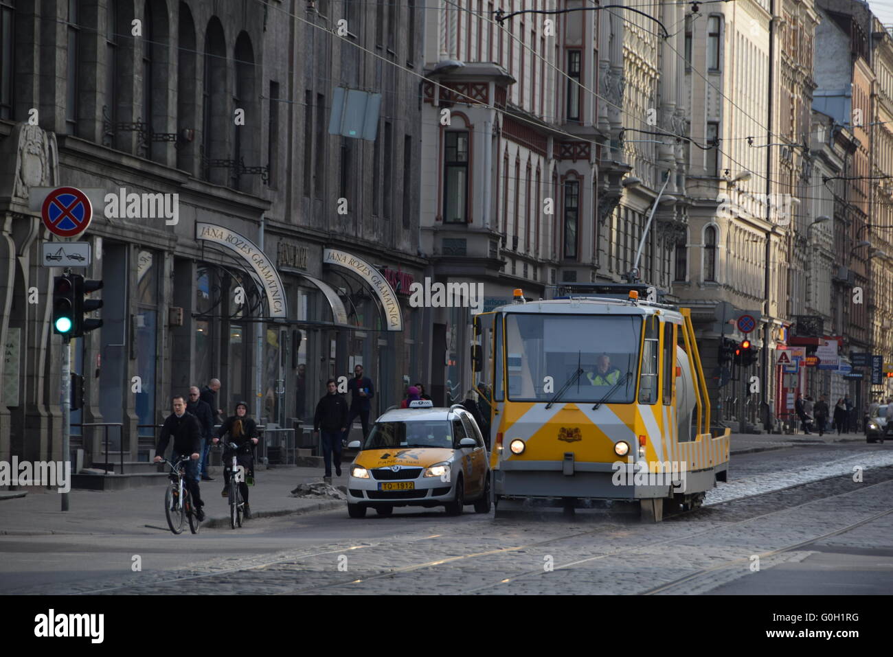 Riga tram in city surrounds: track layout, stops arrangement and famous ...
