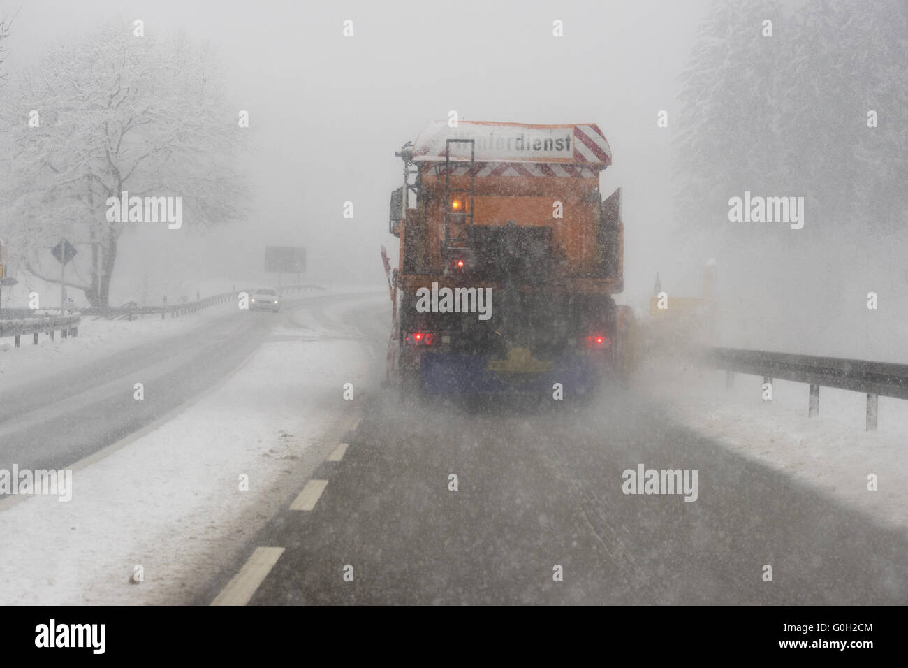Car road service hi-res stock photography and images - Alamy