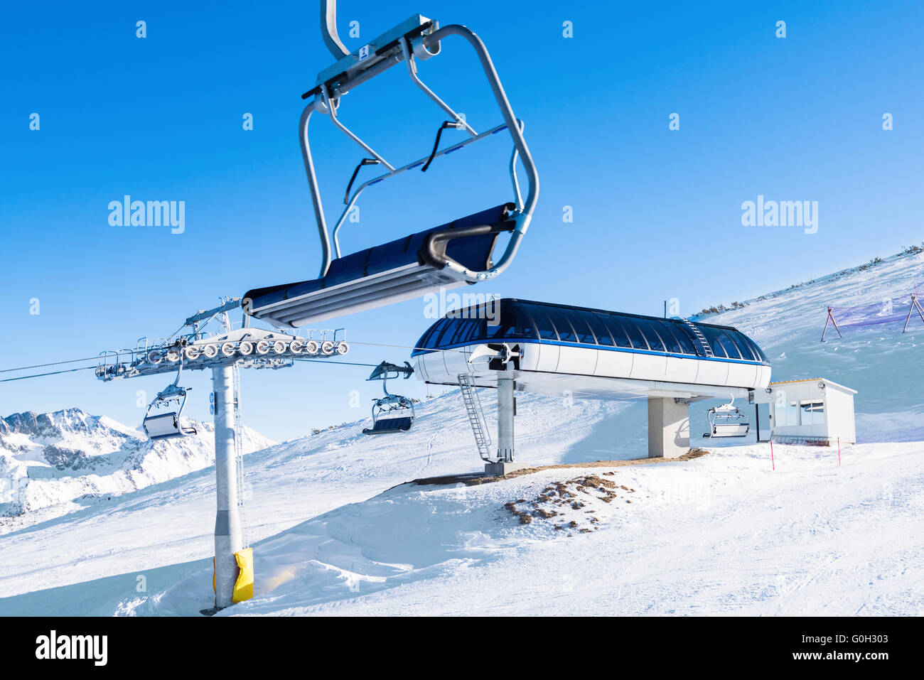 chair lift for skiing Stock Photo - Alamy