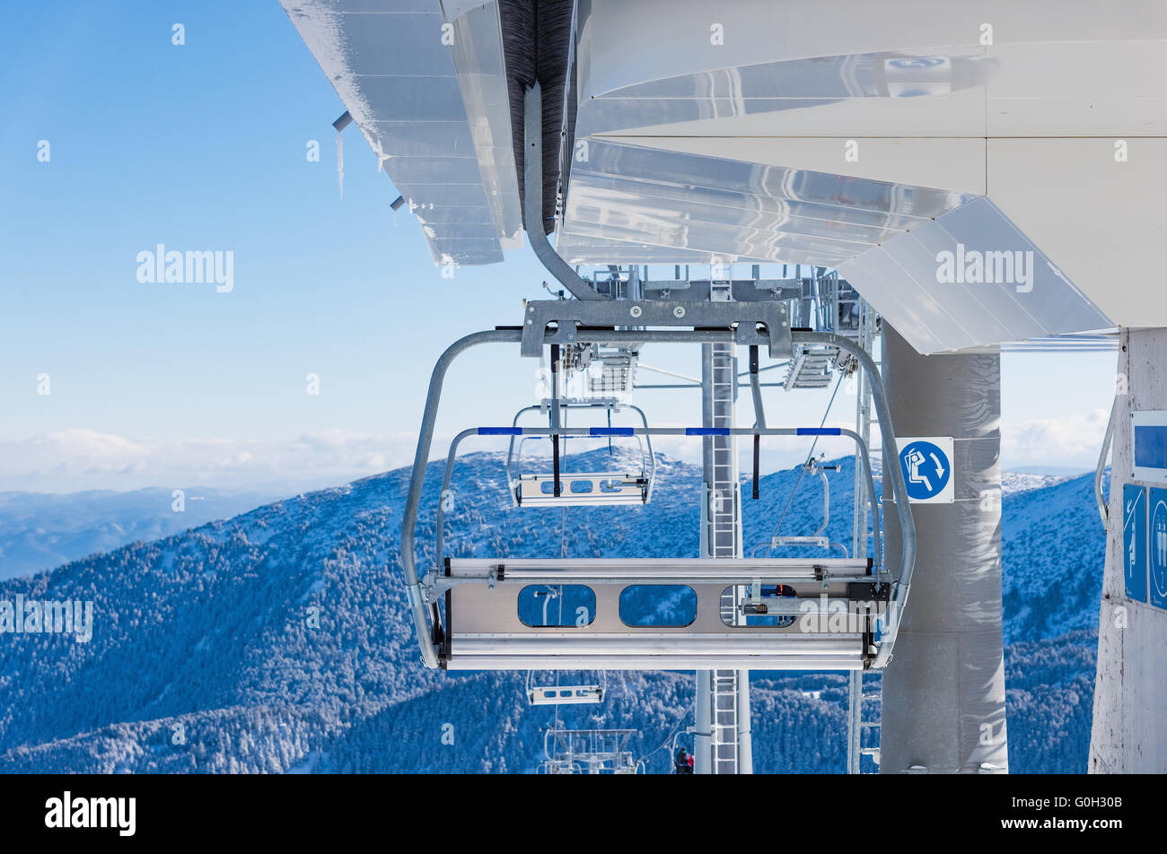 chair lift for skiing Stock Photo - Alamy