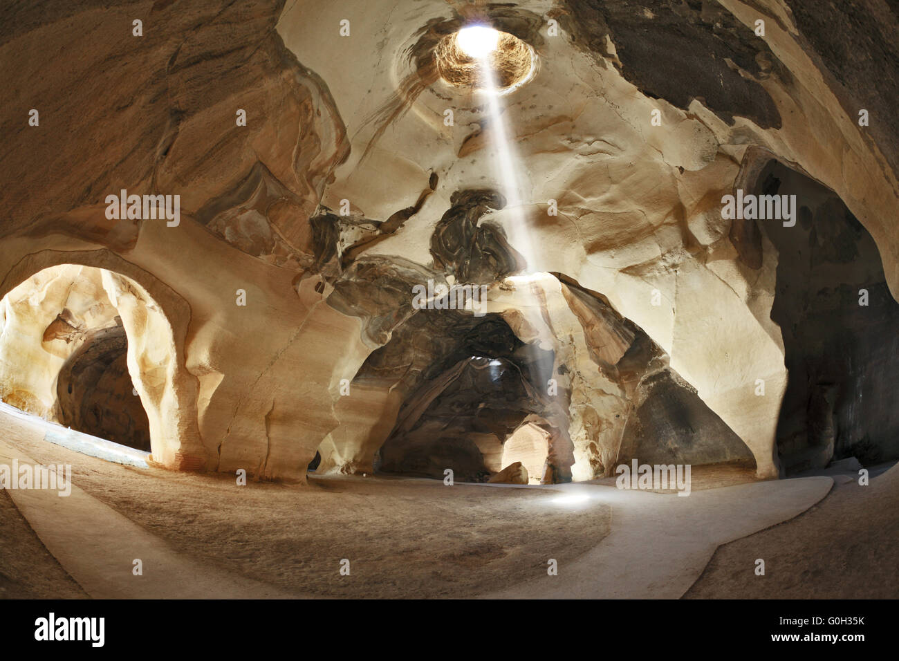 Fossil cave hi-res stock photography and images - Alamy