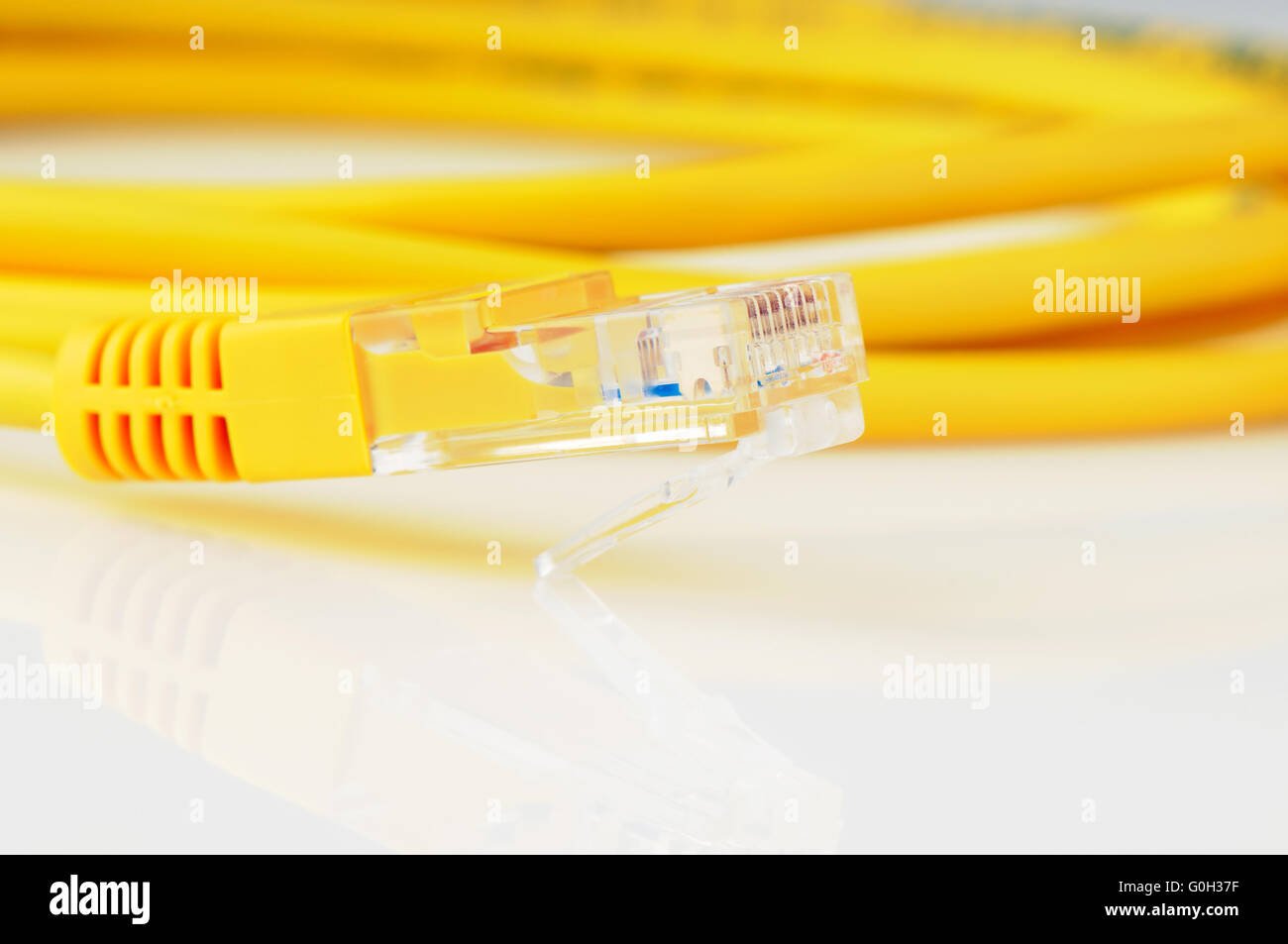 Yellow and copper hi-res stock photography and images - Alamy