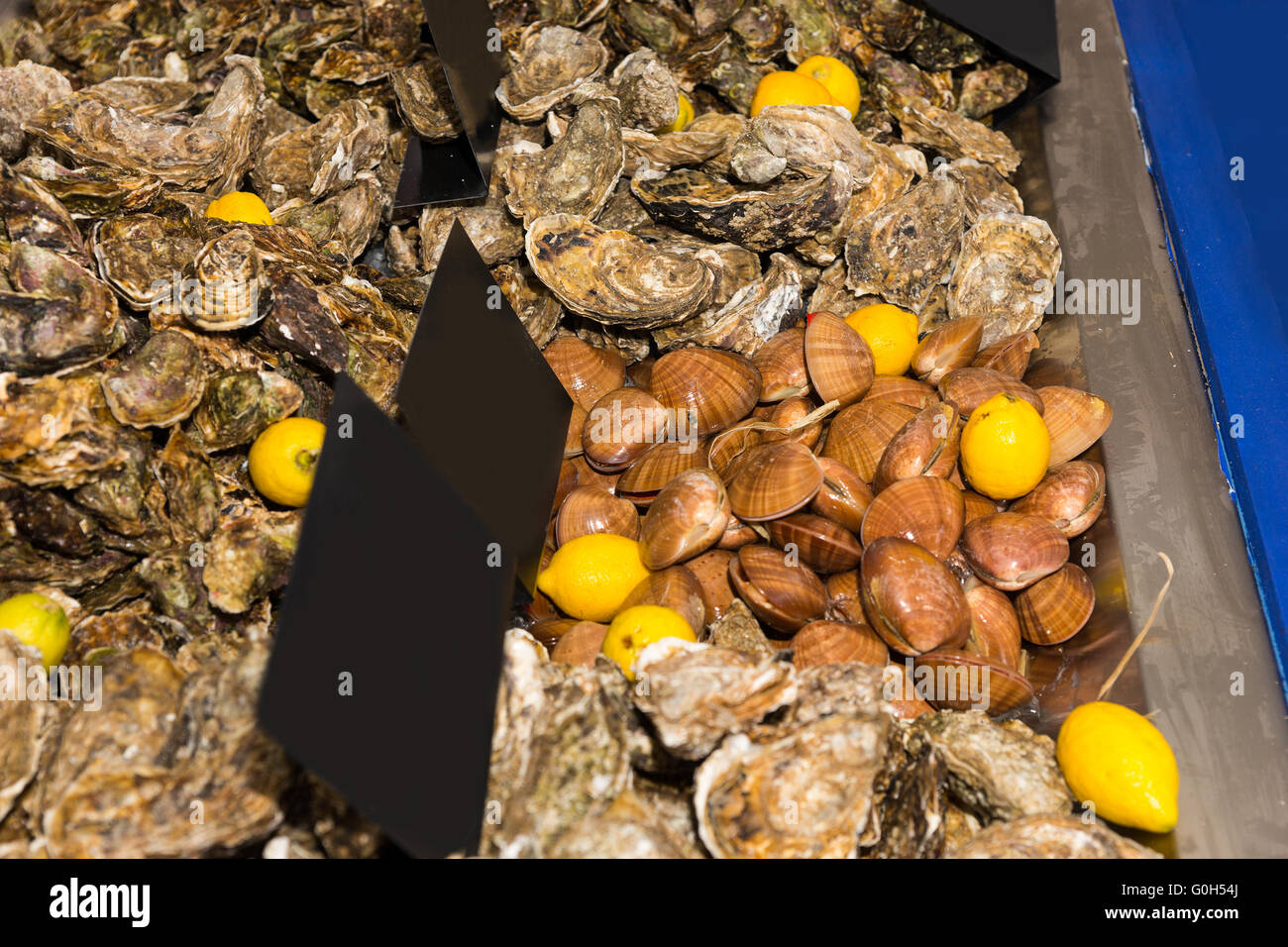 Pricing signs hi-res stock photography and images - Alamy