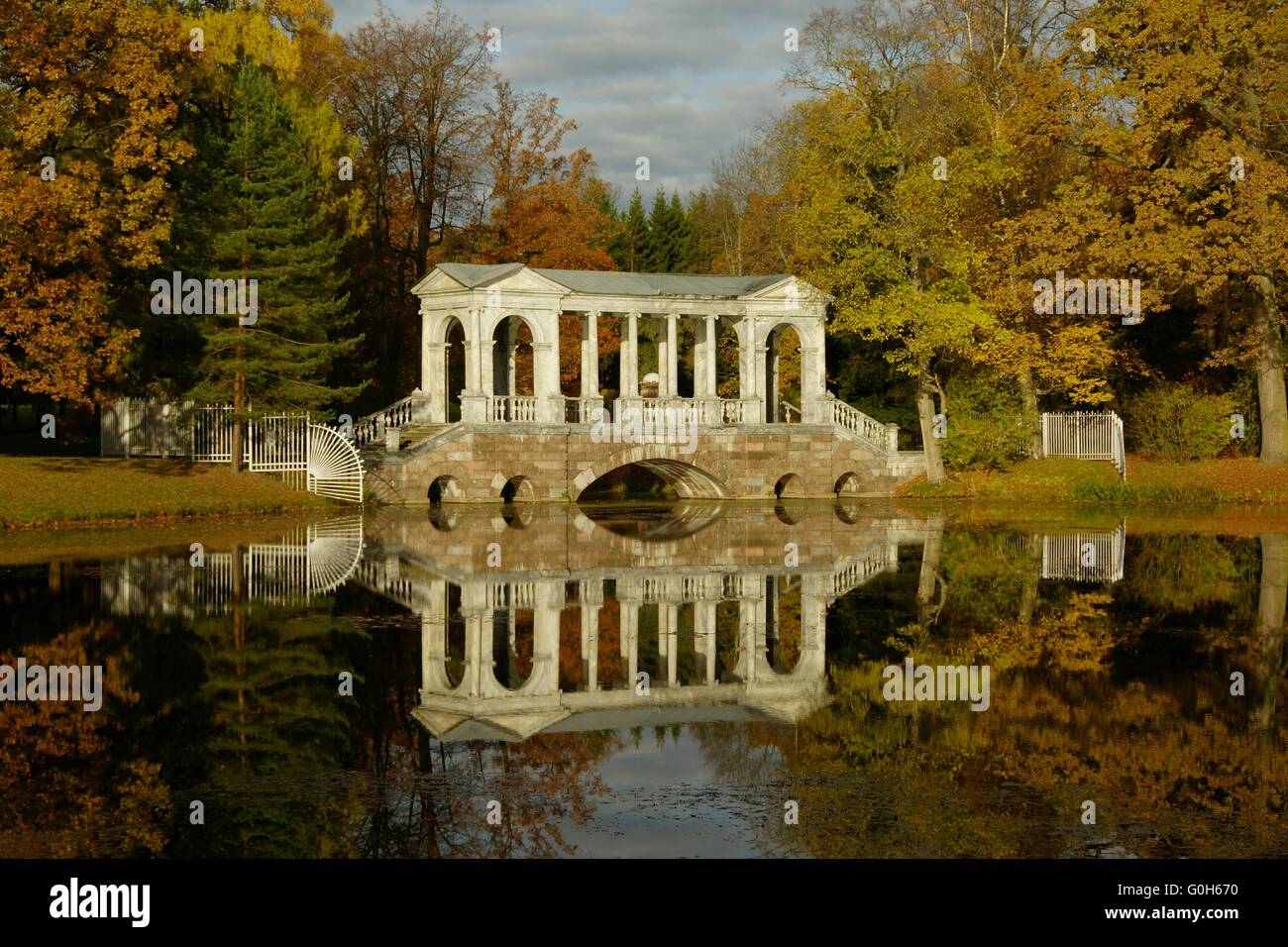 Siberian bridge in the Catherine Park Stock Photo - Alamy