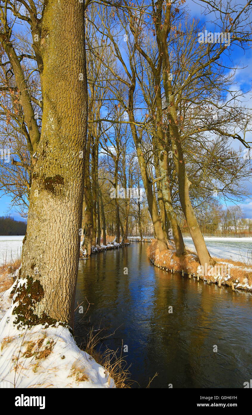 Old townspeople channel hi-res stock photography and images - Alamy