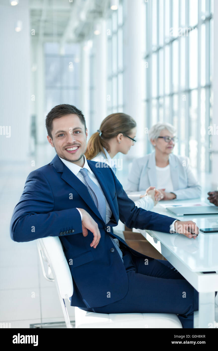 Man working table hi-res stock photography and images - Alamy