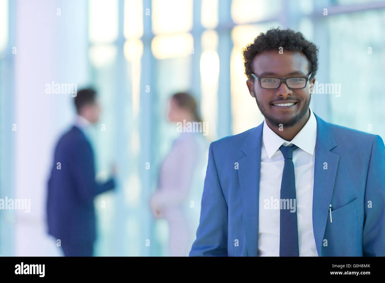 White collar worker men hi-res stock photography and images - Alamy