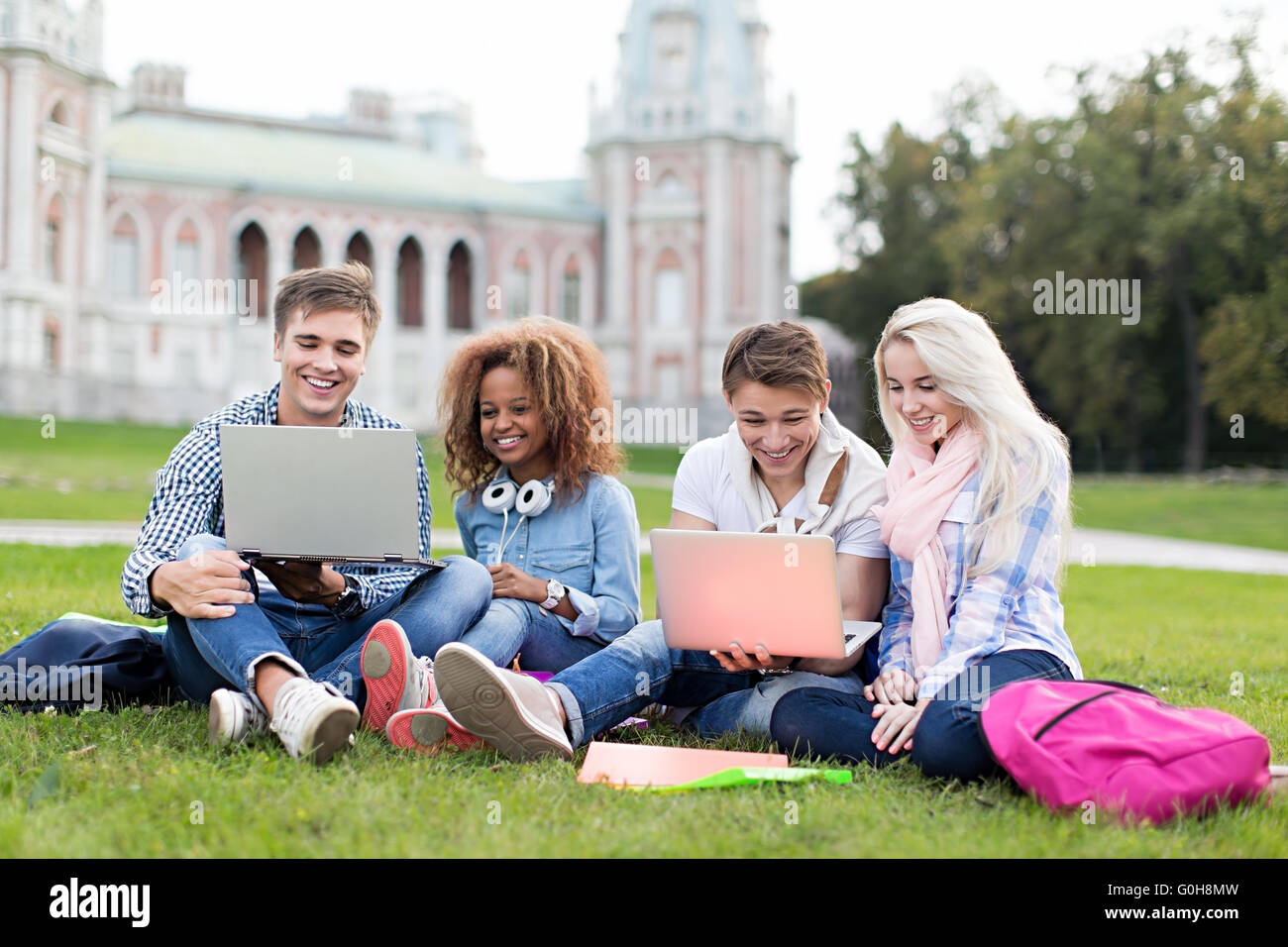 Person studying crowd people hi-res stock photography and images - Alamy