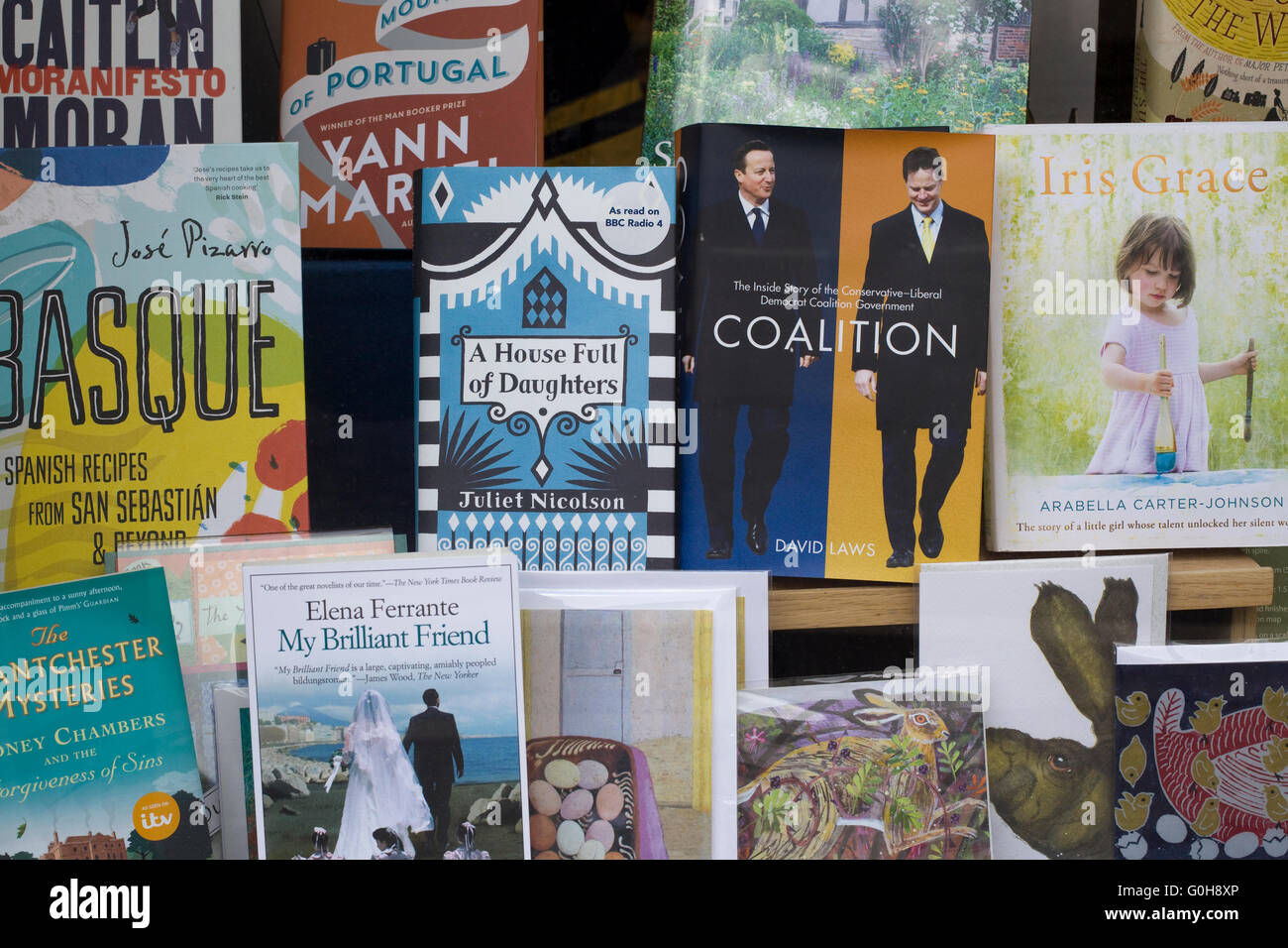 Books shop window Stock Photo - Alamy