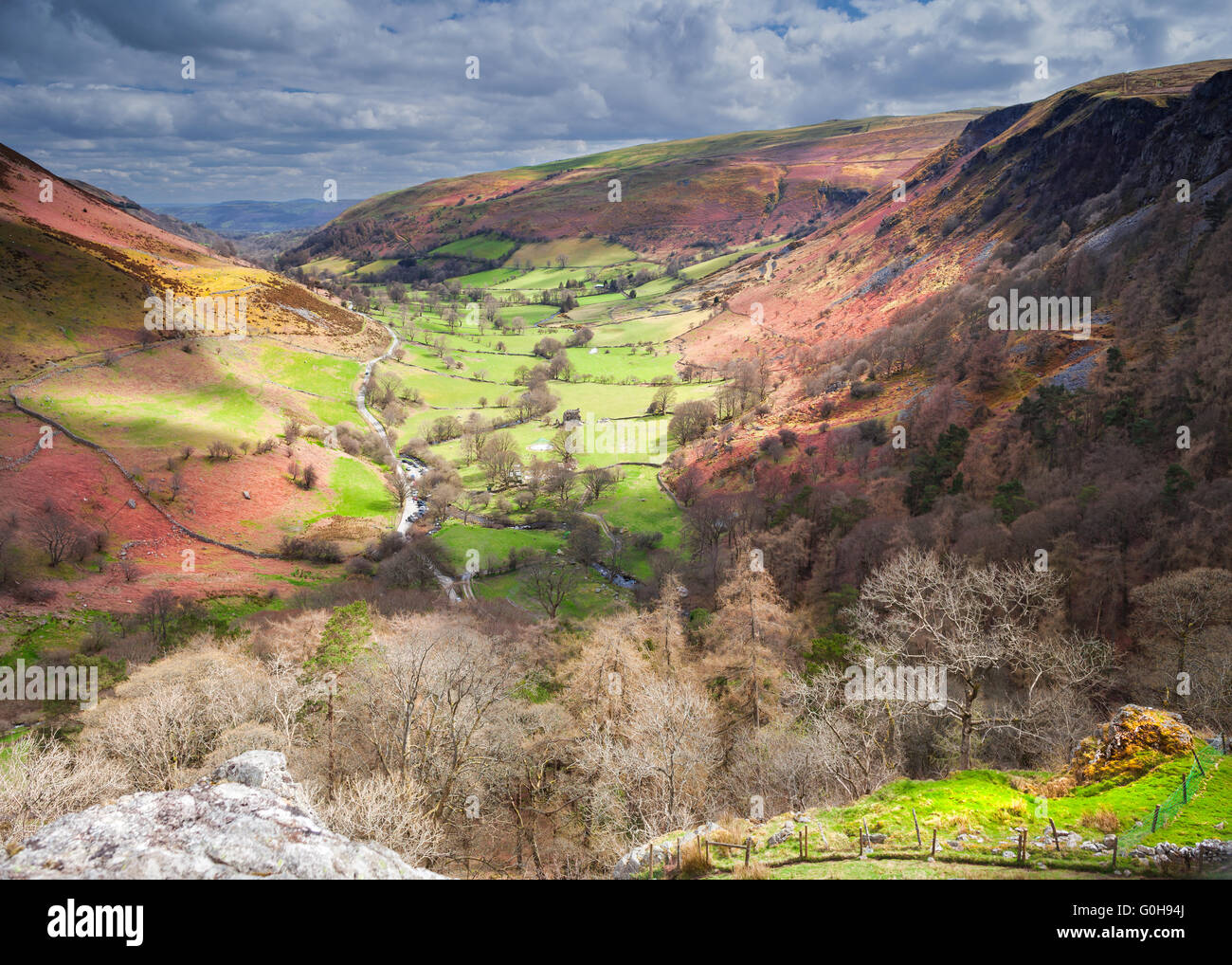 Welsh landscape hi-res stock photography and images - Alamy