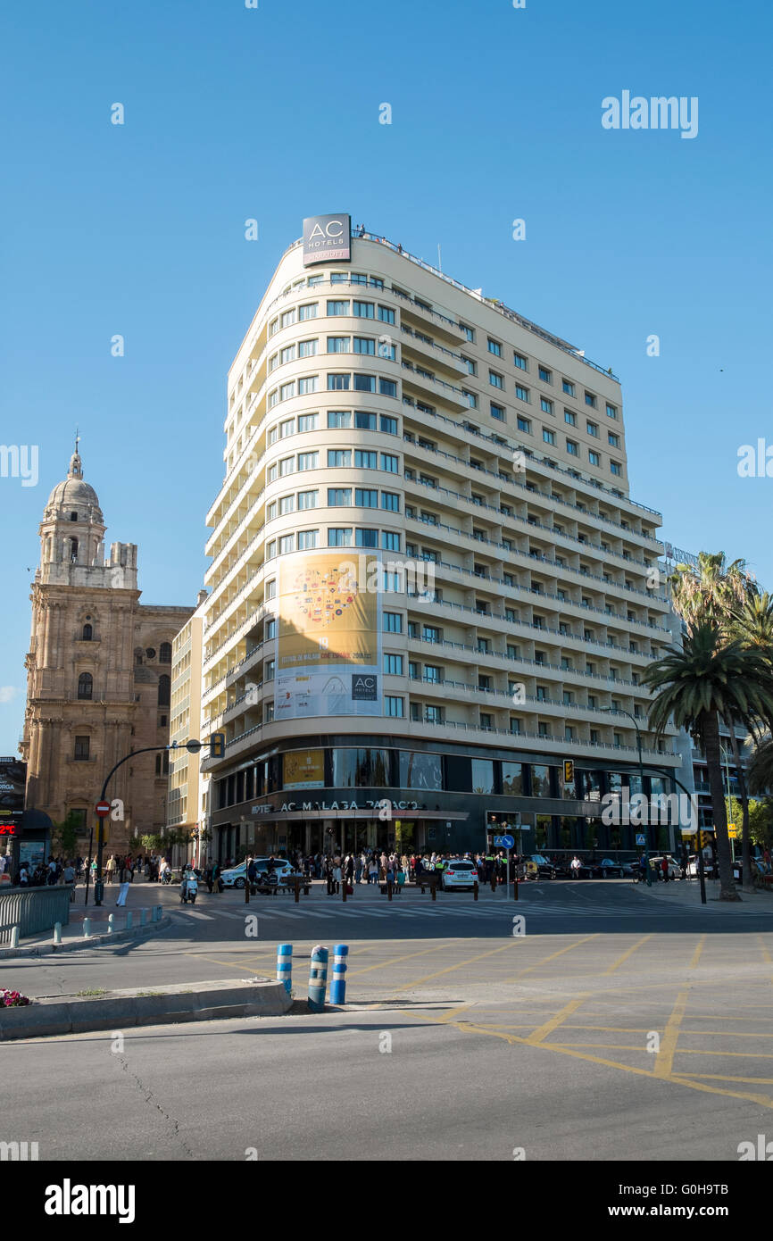 Malaga centrum hi-res stock photography and images - Alamy