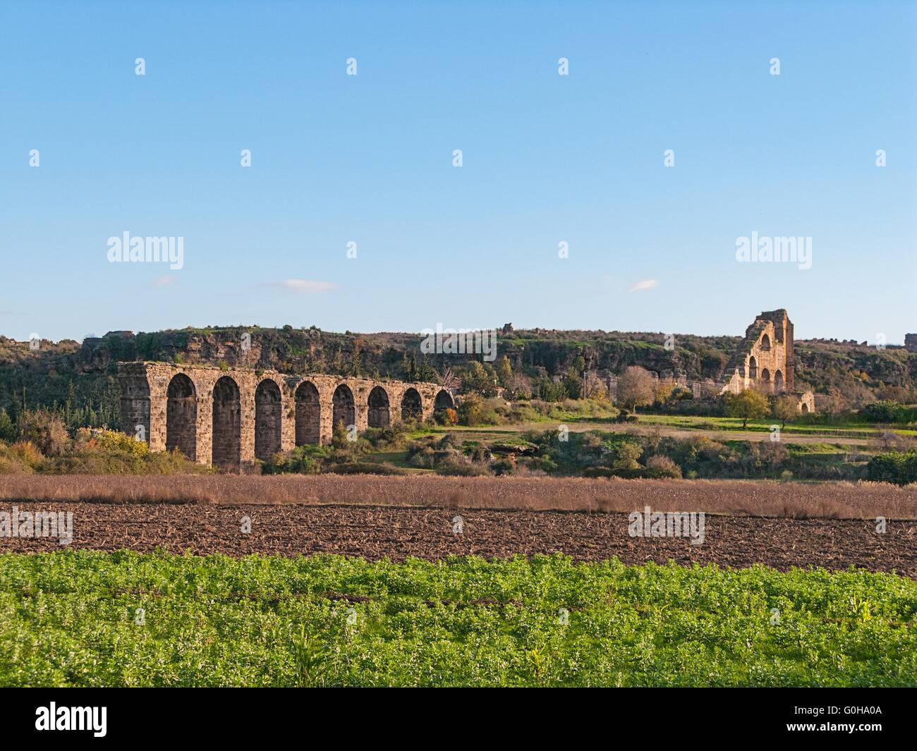 The Roman aqueduct with the 30 meter high water tower right in the ...
