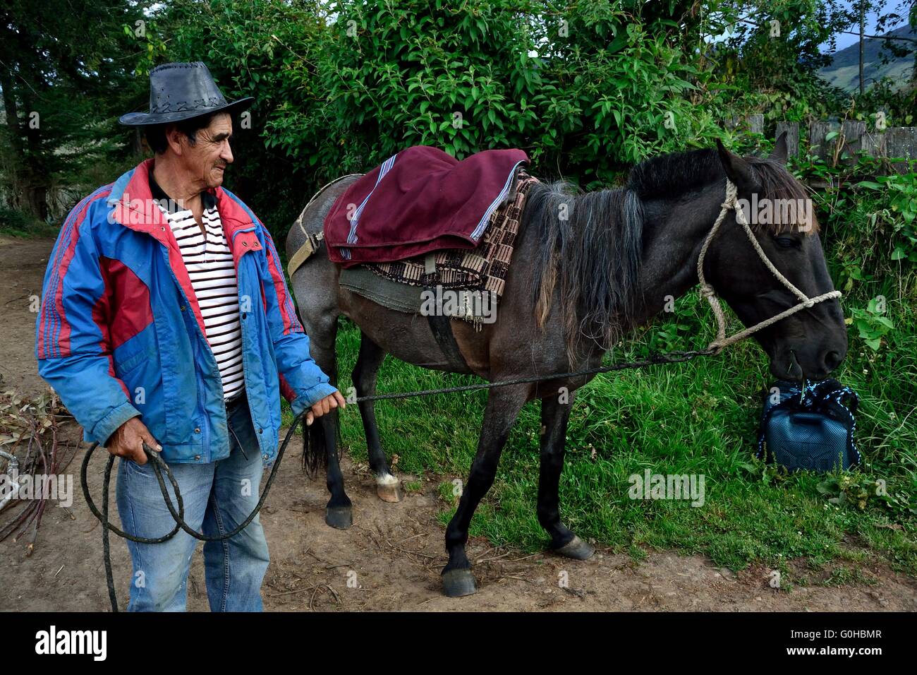 Farmer in Pulun " Las Huaringas " - HUANCABAMBA.. Department of Piura ...