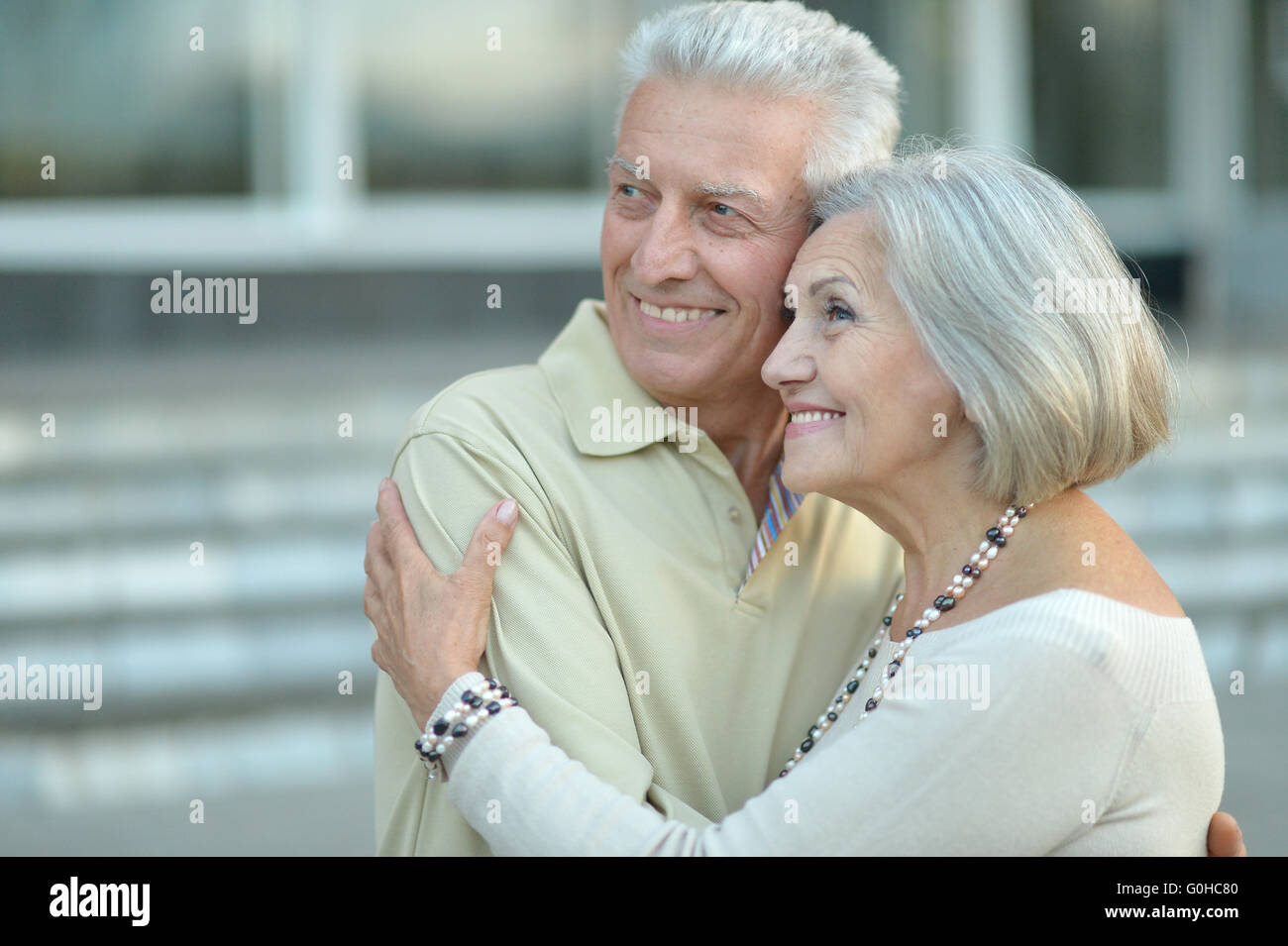 Couple friends hug road hi-res stock photography and images - Alamy