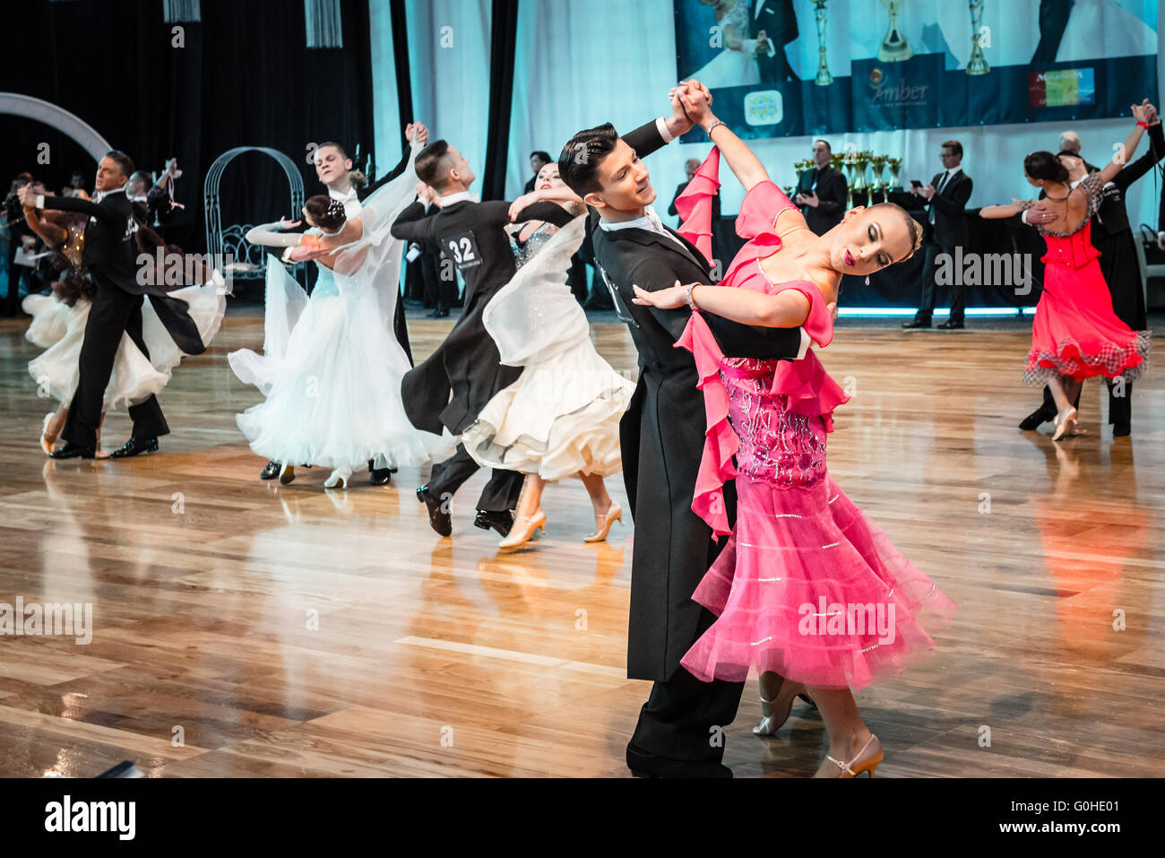 Waltz dance hi-res stock photography and images - Alamy
