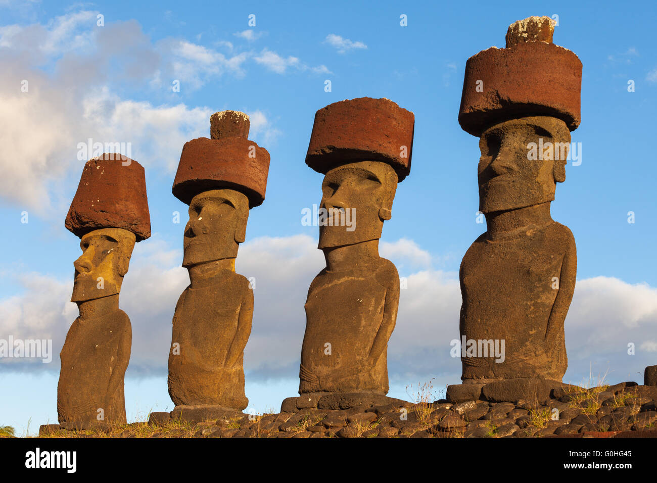 Rapa nui hi-res stock photography and images - Alamy