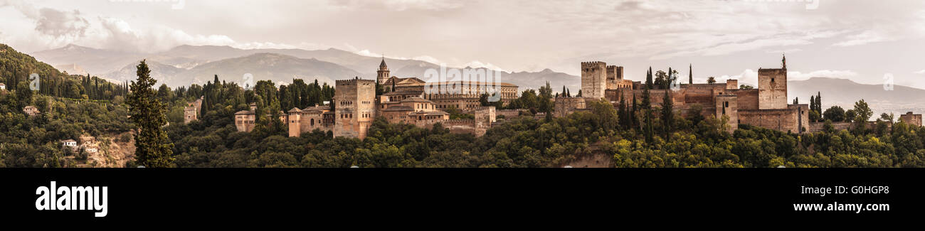 Alhambra panoramic hi-res stock photography and images - Alamy