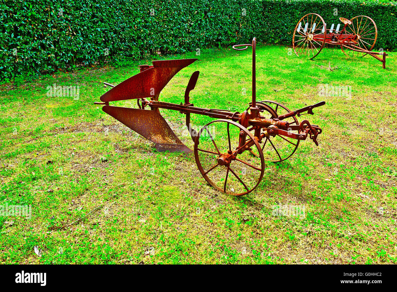 Old winnowing machine hi-res stock photography and images - Alamy