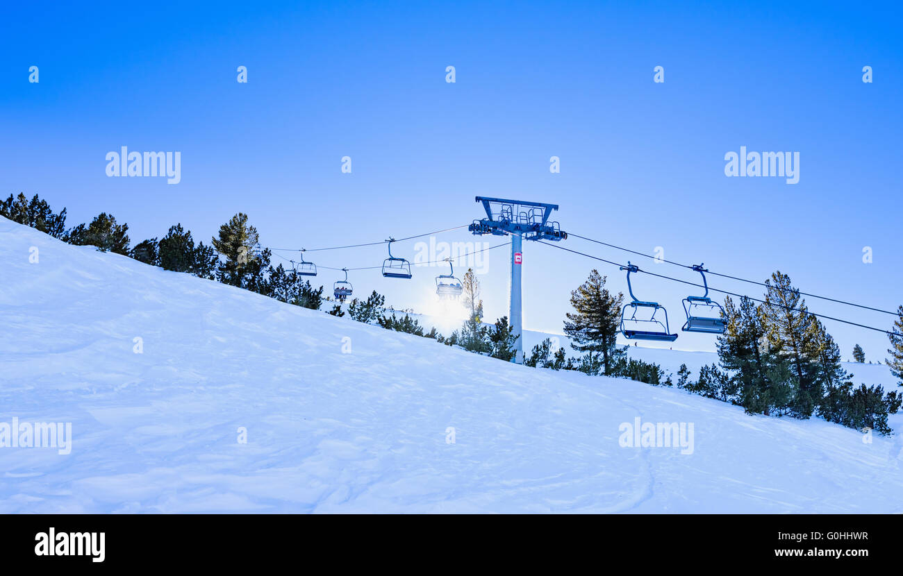 High speed chairlift hi-res stock photography and images - Alamy