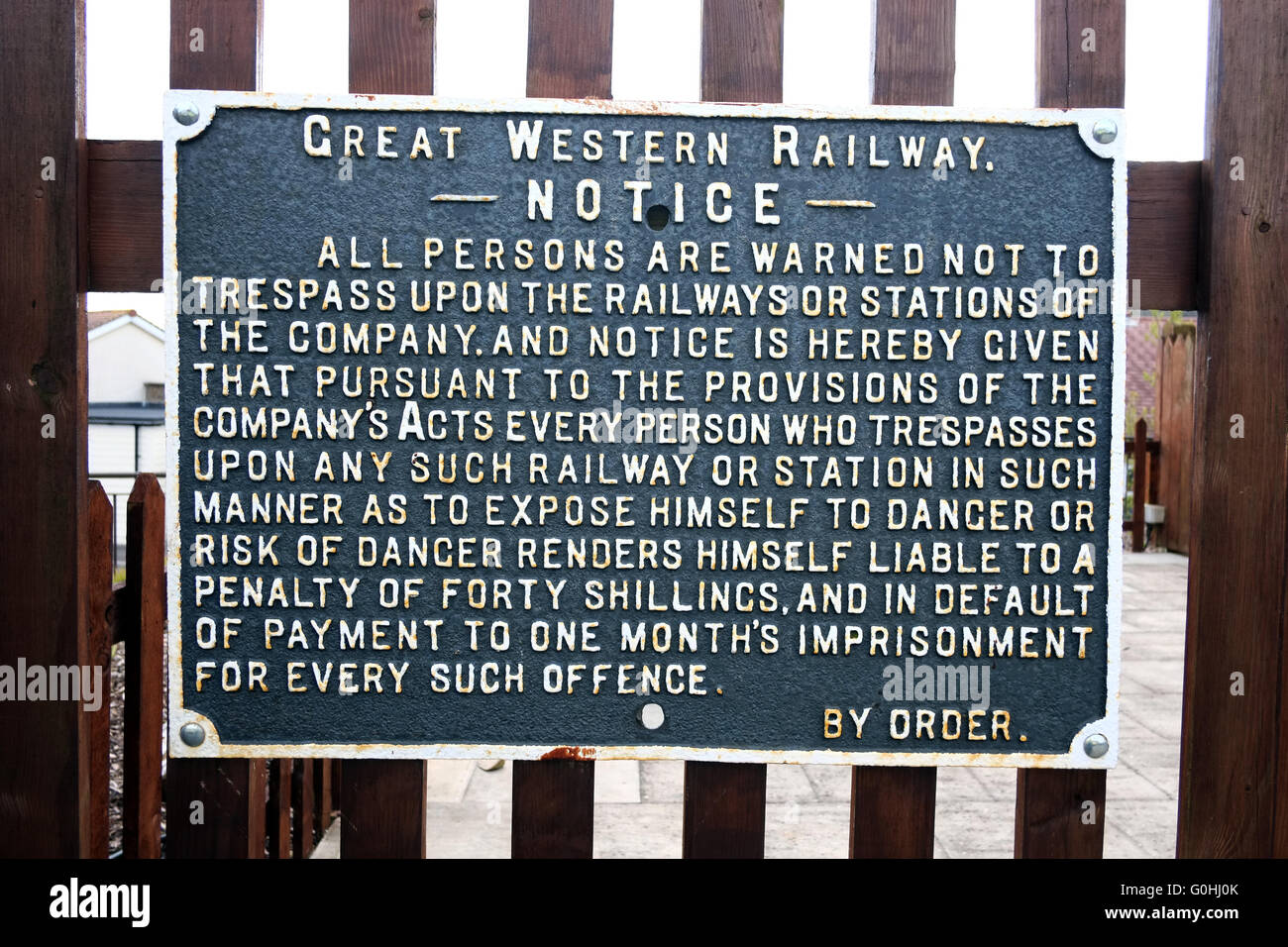 Old great western railway sign hi-res stock photography and images - Alamy