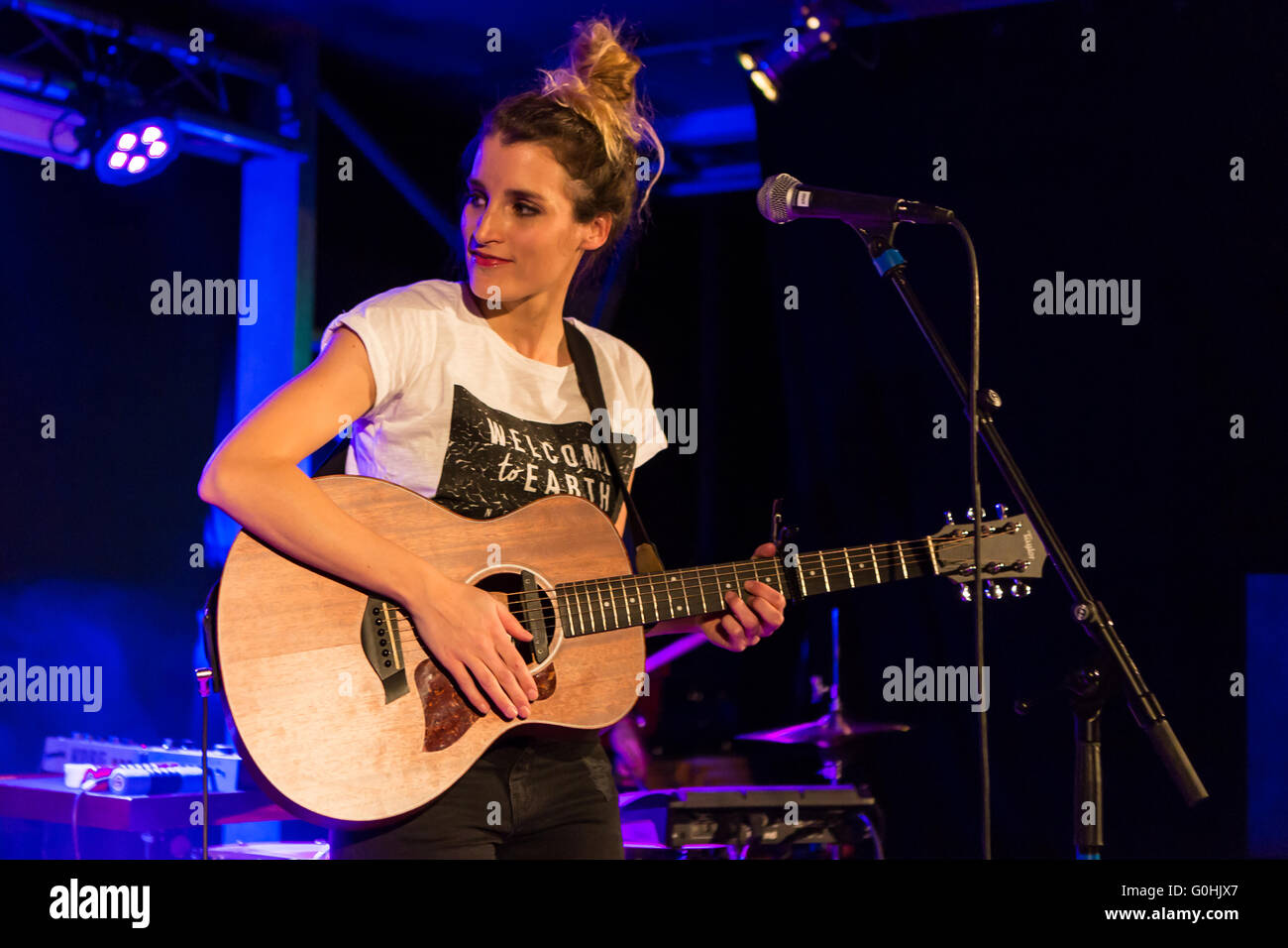 Lina button hi-res stock photography and images - Alamy