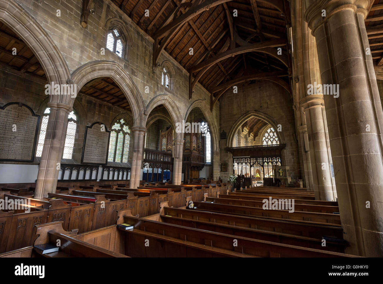 Interior of the Cathedral of the Peak in Tideswell village, Derbyshire ...