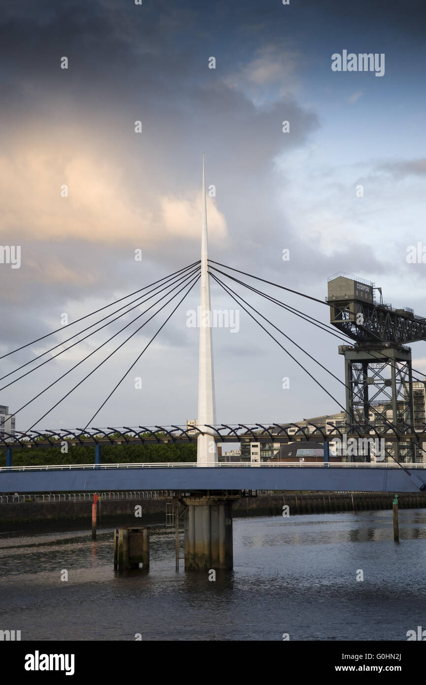 Bell bridge hi-res stock photography and images - Alamy