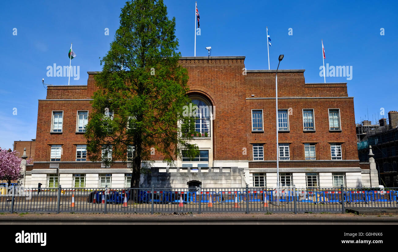 Hammersmith Town Hall Stock Photo - Alamy