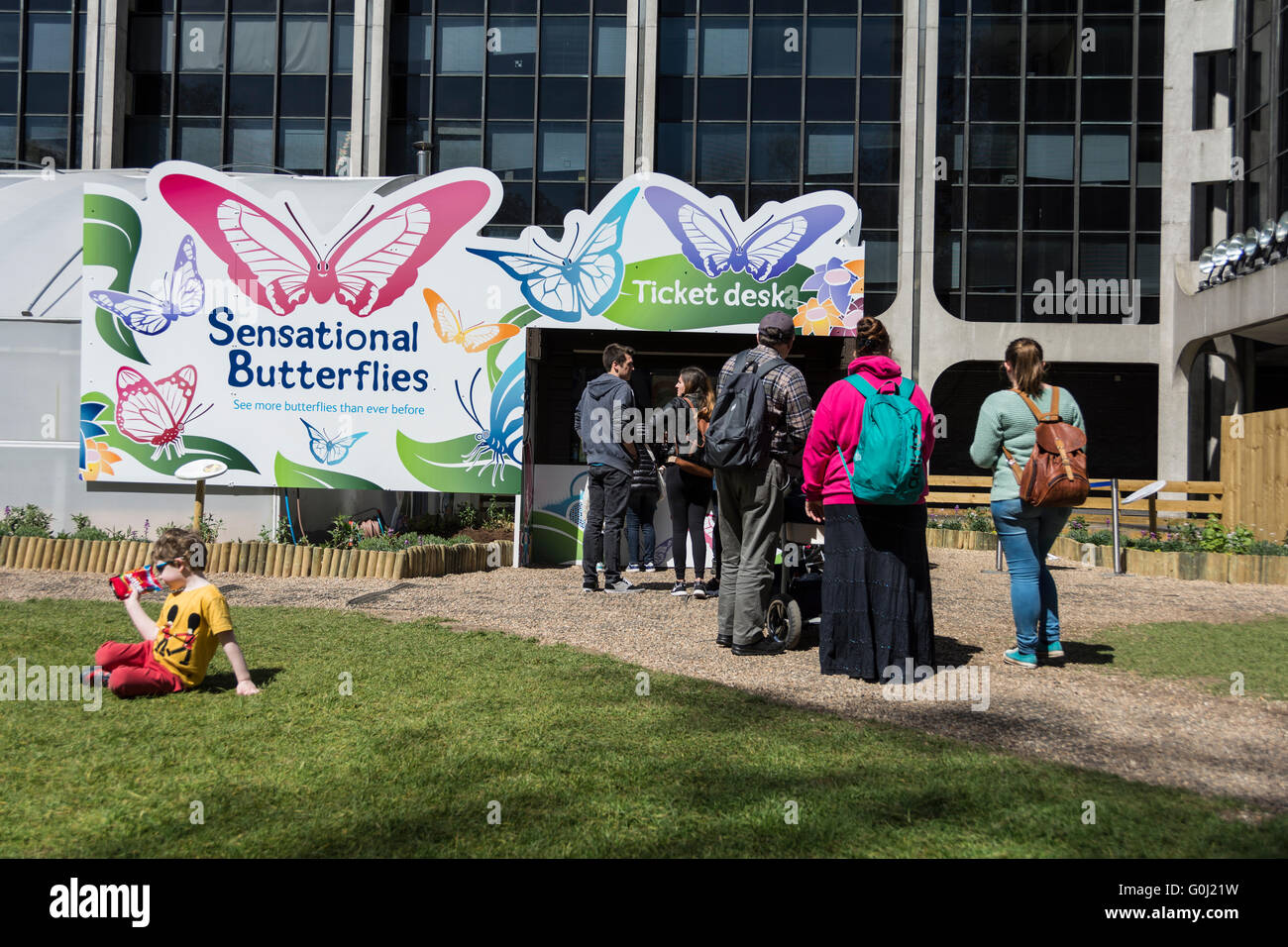 Visitors queue in front of the National History Museum's Sensational ...