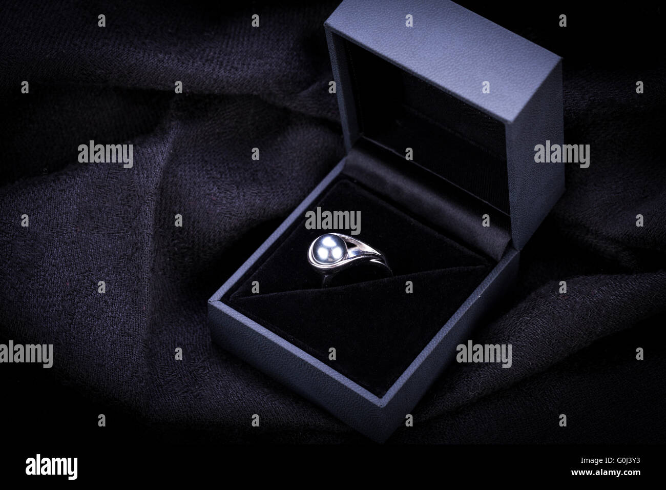 Diamond engagement ring in a box Stock Photo - Alamy
