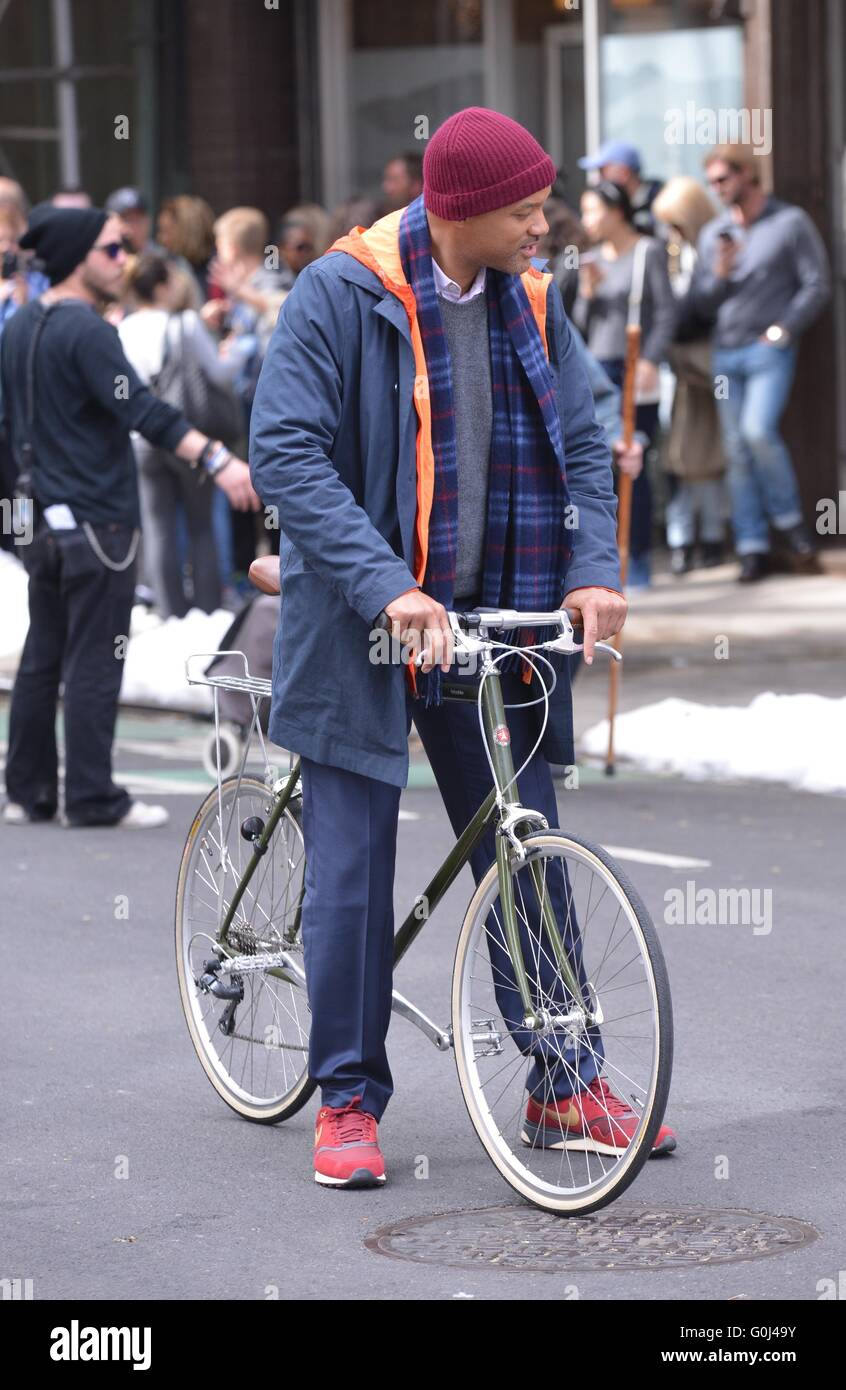 Will Smith on the film set of 'Collateral Beauty' Featuring: Will Smith ...