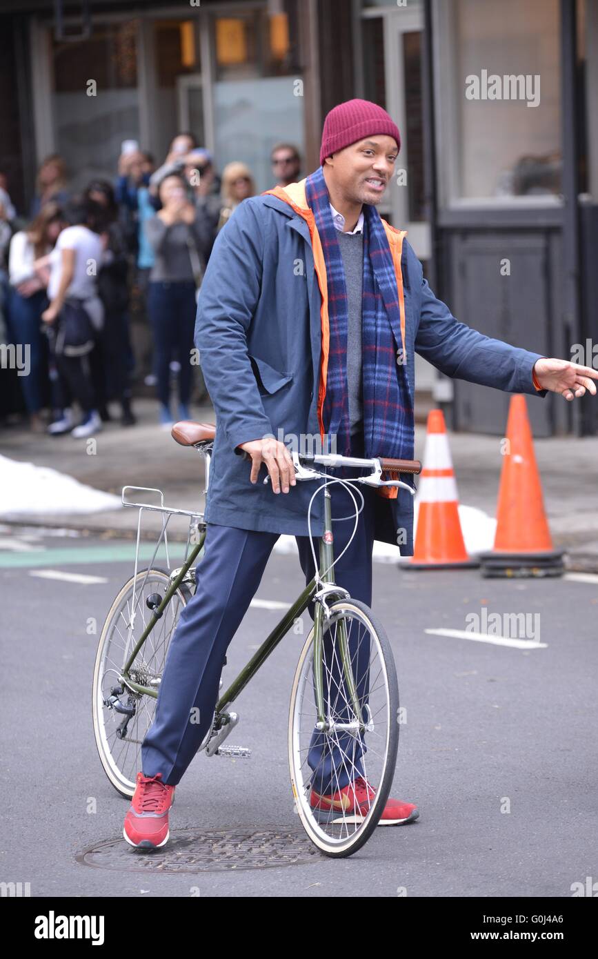 Will Smith on the film set of 'Collateral Beauty' Featuring: Will Smith ...