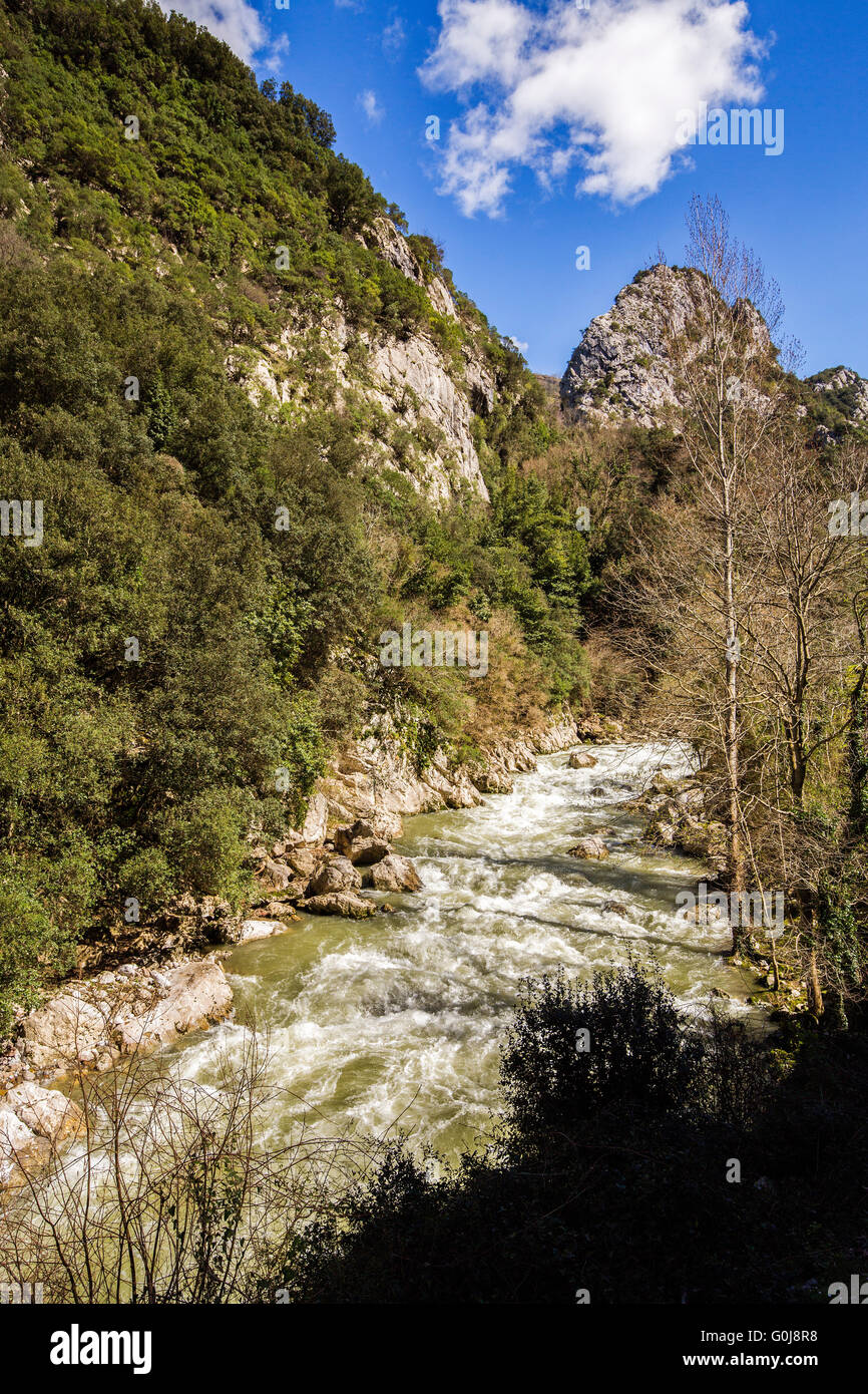 Desfiladero hi-res stock photography and images - Alamy