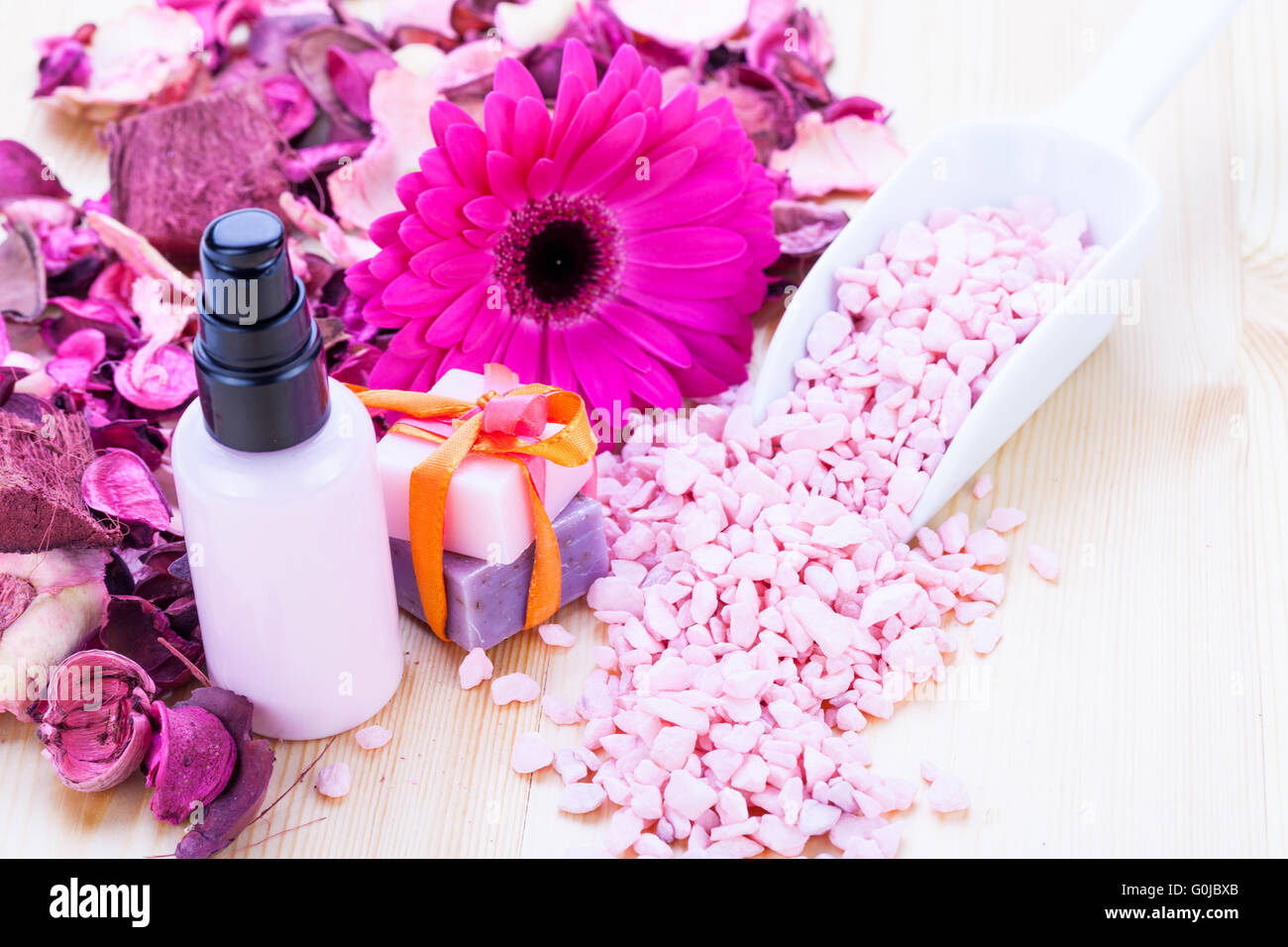 aroma wellness cosmetic beauty objects Stock Photo - Alamy