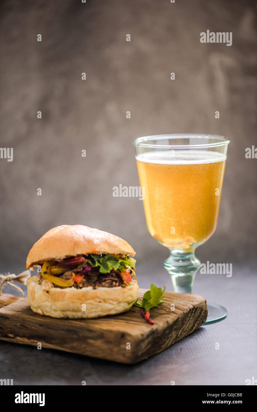 American gastro pub hi-res stock photography and images - Alamy