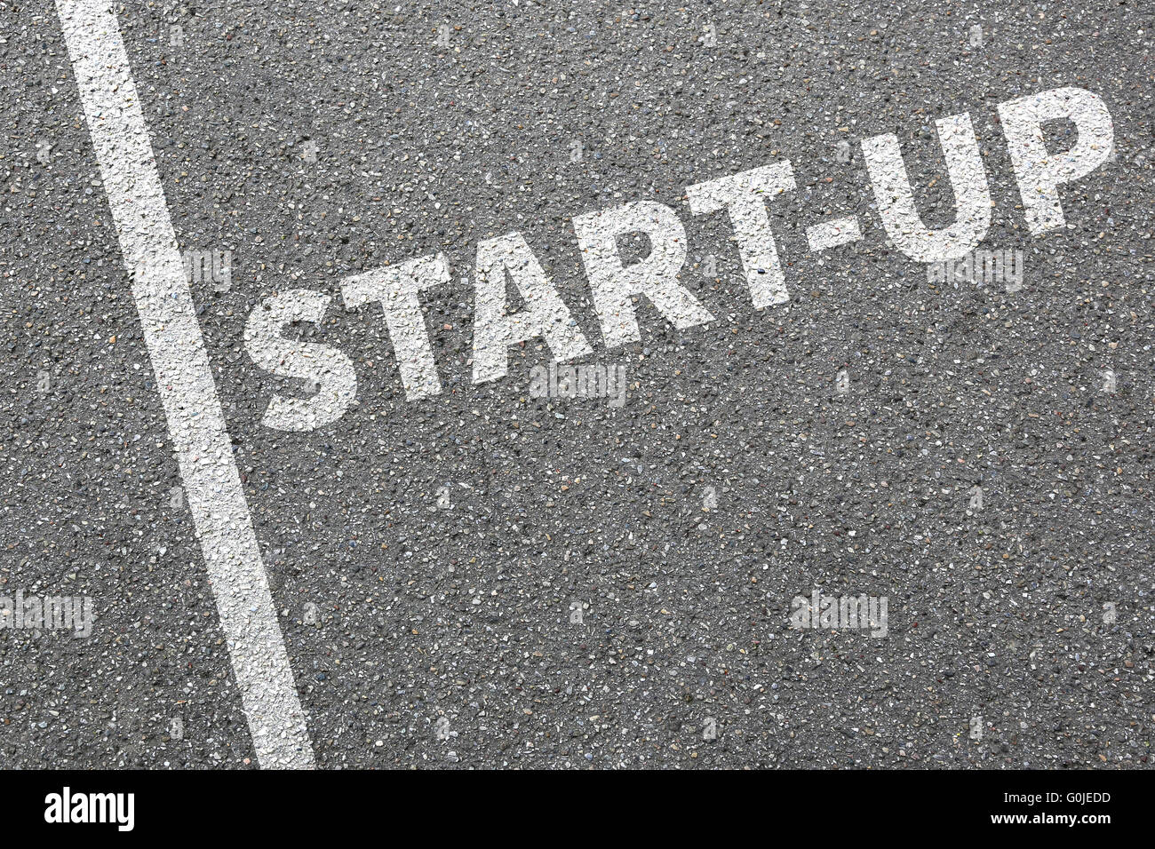 Company start up hi-res stock photography and images - Alamy