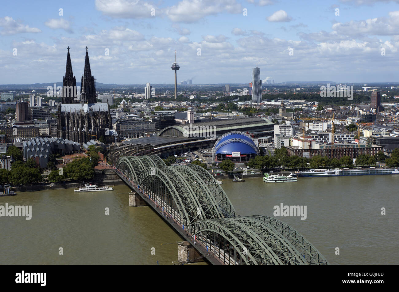 Triangle haus hi-res stock photography and images - Alamy