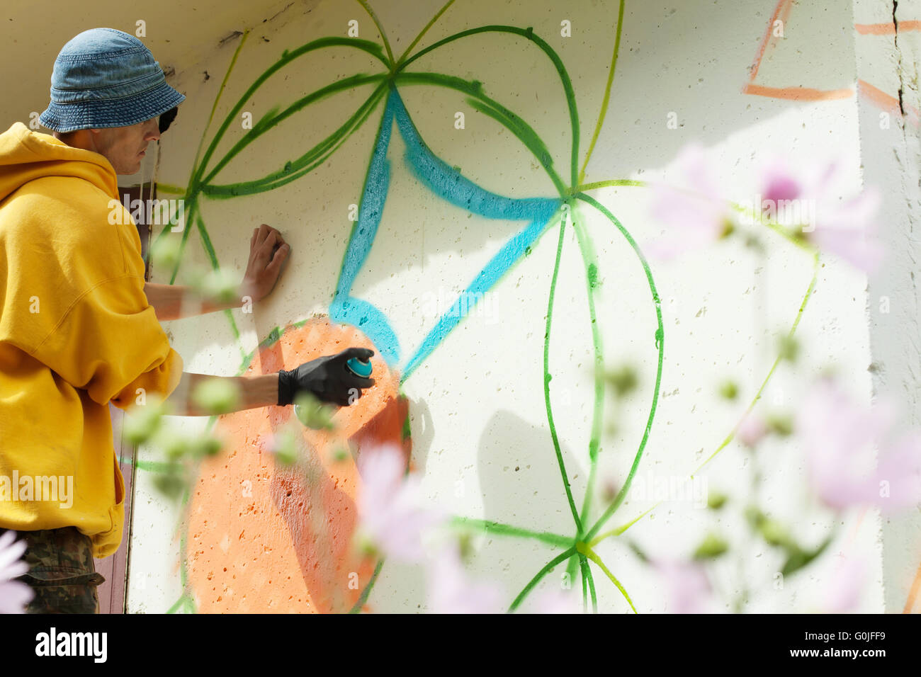 Creative art - Image of guy painting graffiti Stock Photo - Alamy