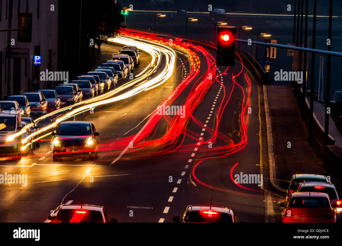 traffic in city at night Stock Photo - Alamy