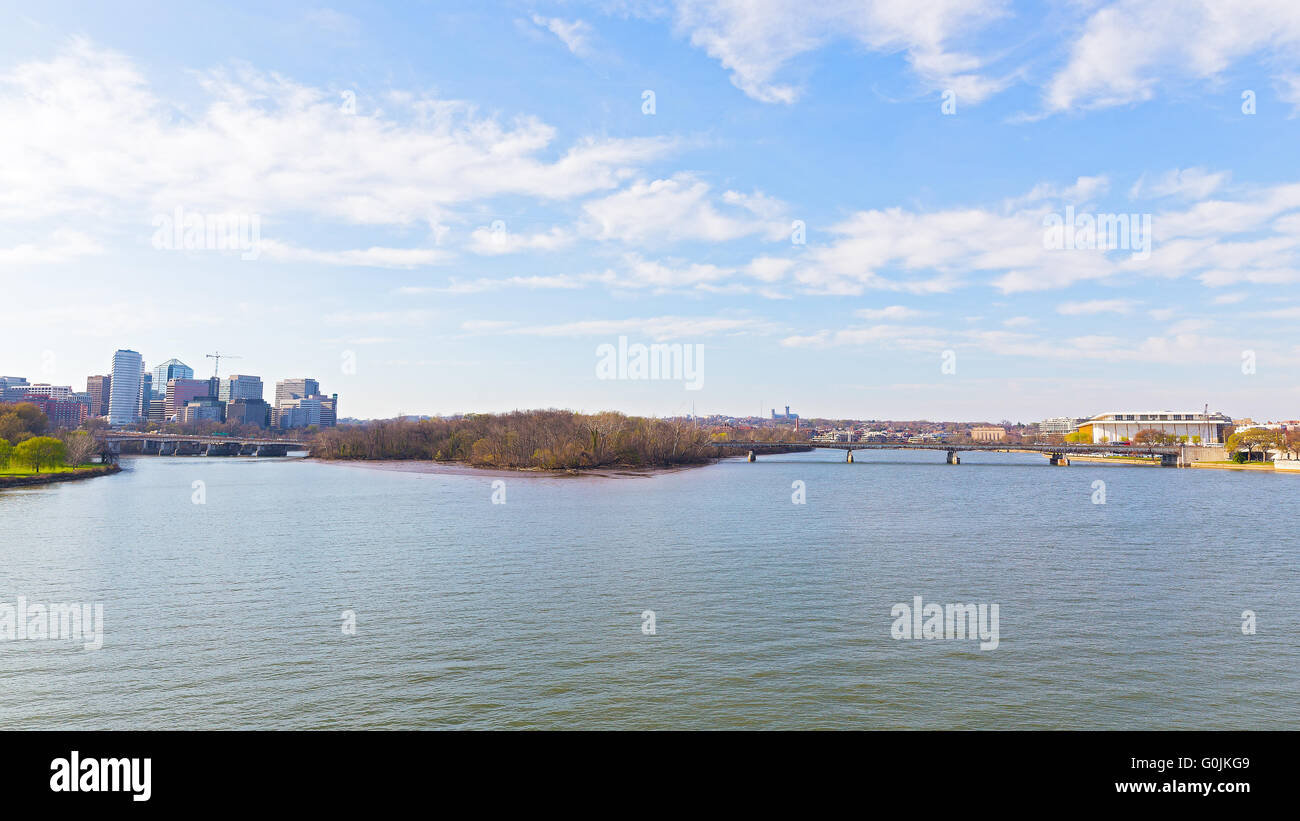 Kennedy center building washington hi-res stock photography and images ...