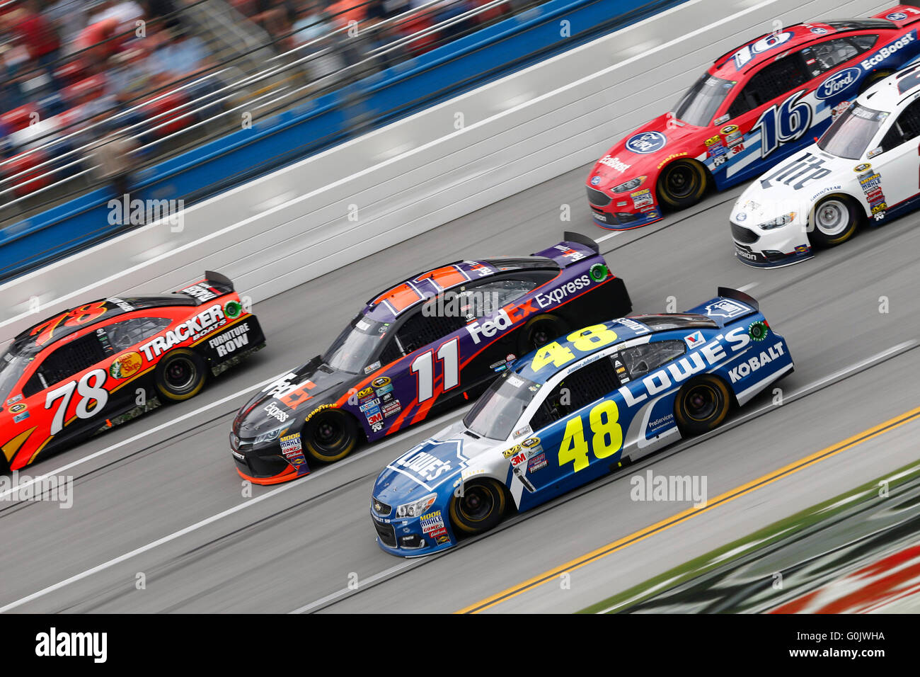 Jimmie johnson denny hamlin hi-res stock photography and images - Alamy