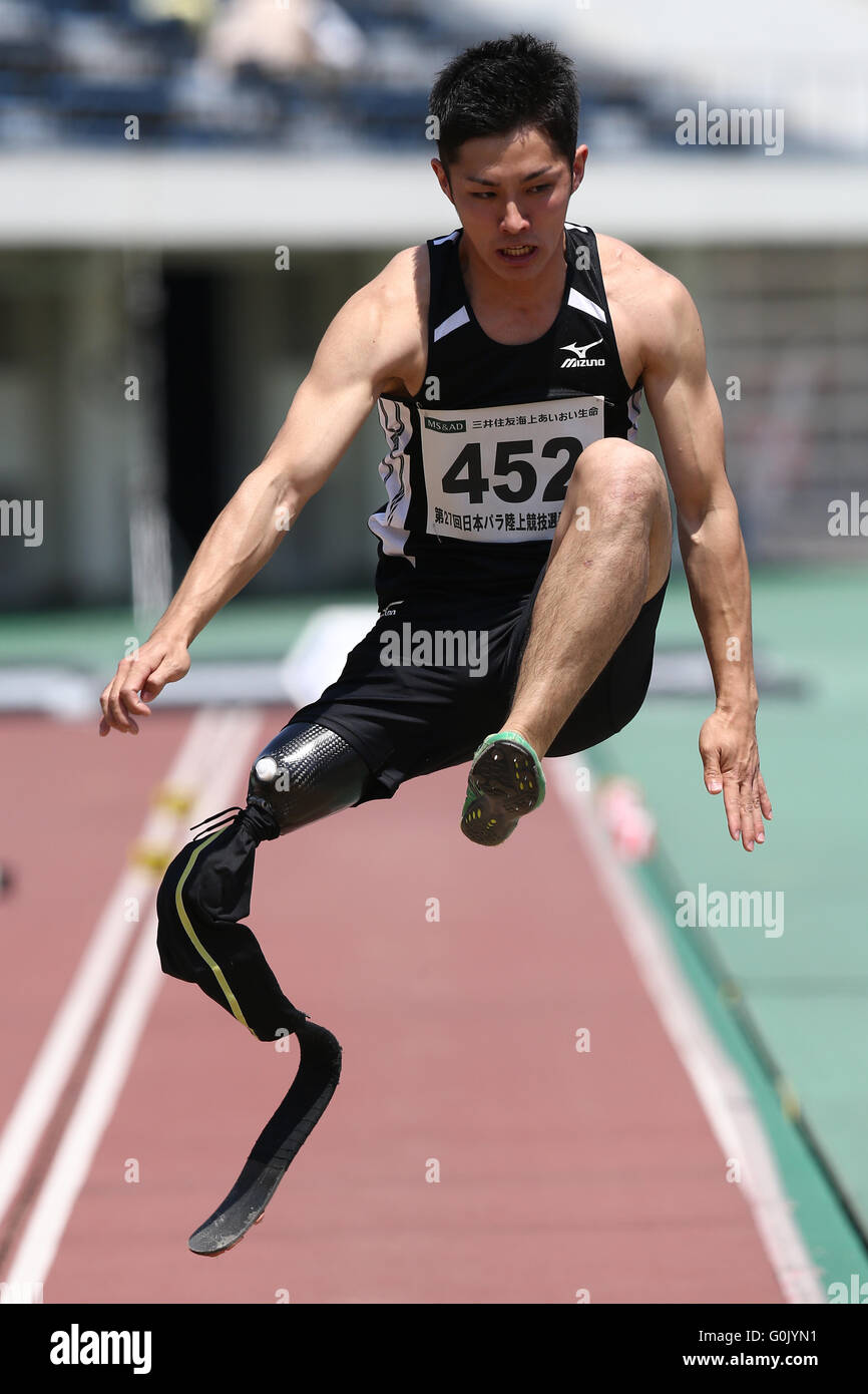 Coca Cola West Sports Park, Tottori, Japan. 1st May, 2016. Junta Kosuda ...