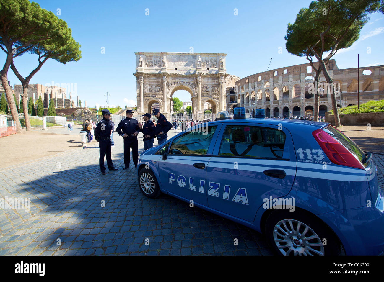 Rome, Italy. 2nd May, 2016. Chinese police Li Xiang (1st L) and Pang Bo ...