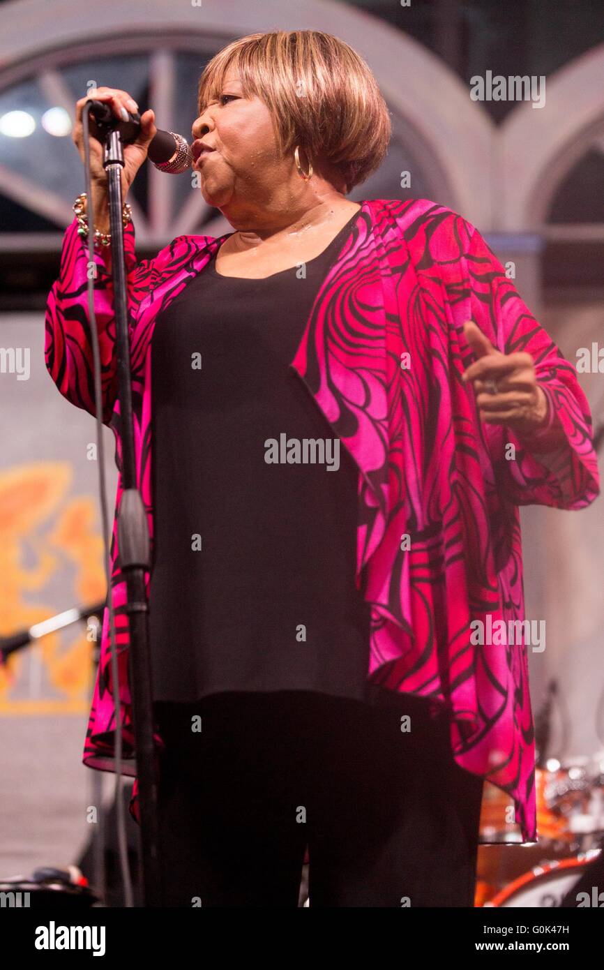 New Orleans, Louisiana, USA. 1st May, 2016. Singer MAVIS STAPLES ...