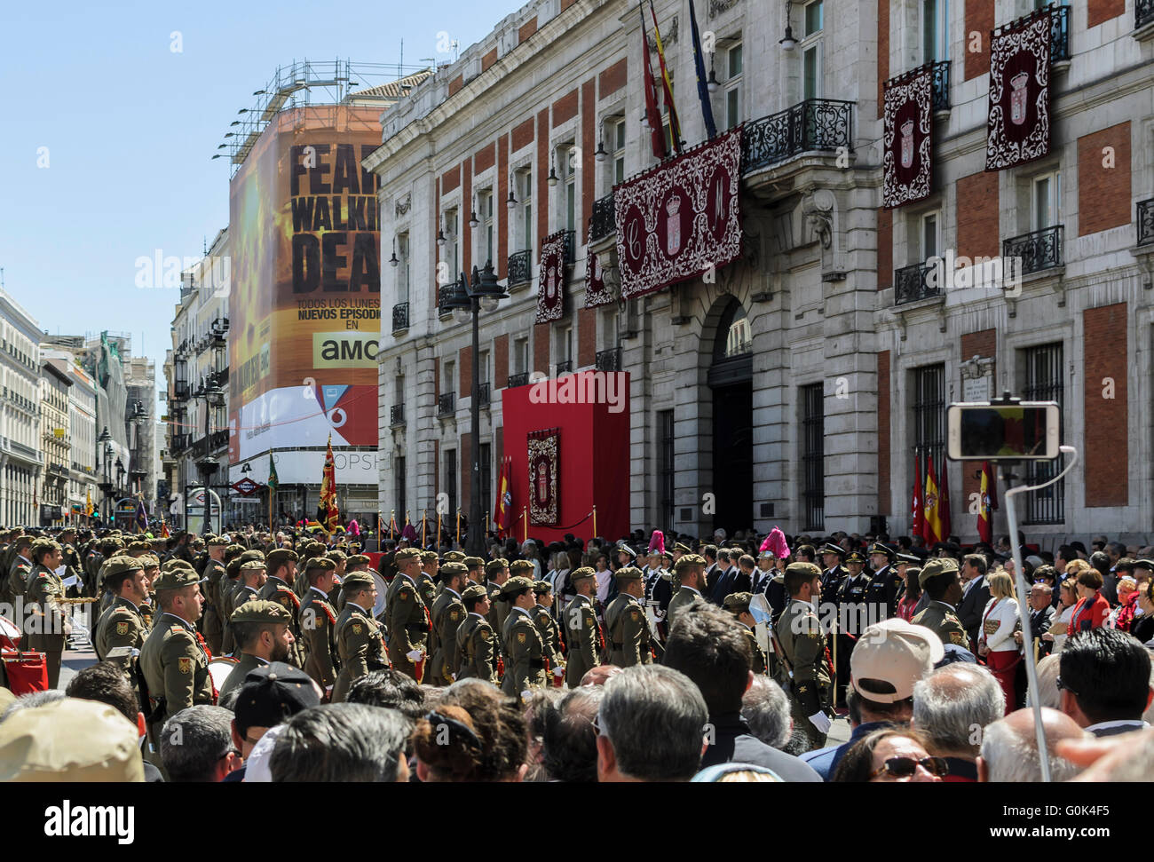 Madrid, Spain, 2 th May 2016. Preparing a parade in Puerta del Sol ...