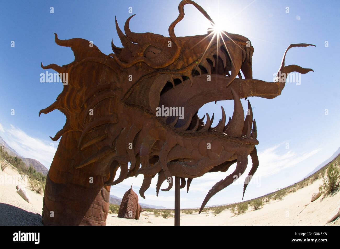 Los Angeles, Los Angeles, USA. 2nd May, 2016. A giant steel welded ...
