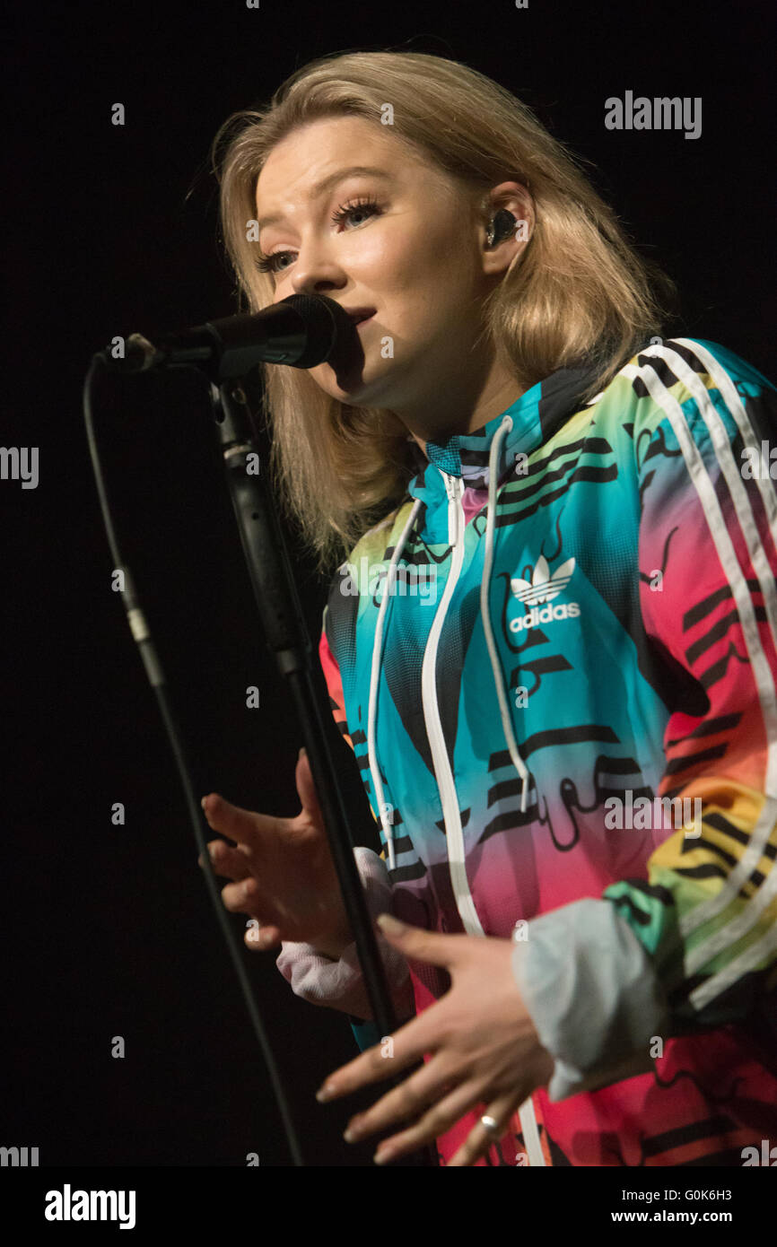 Astrid s singer hi-res stock photography and images - Alamy